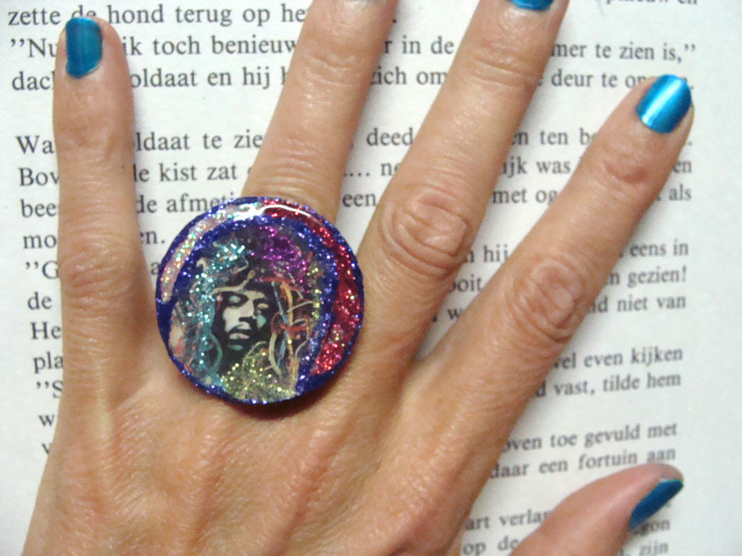Jimi Hendrix Colorful Glitter Resin Ring, Ooak on Luulla
